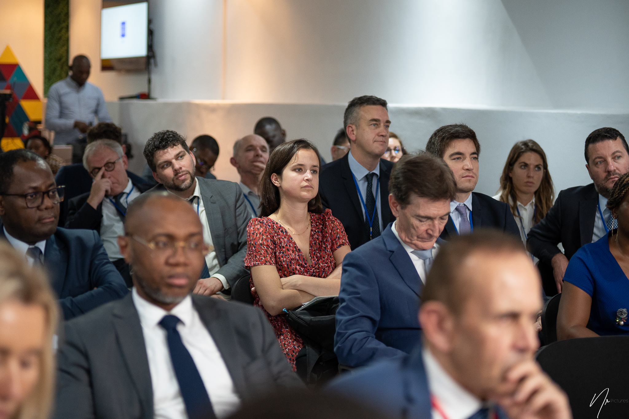 La SING SA reçoit des hommes d’affaires du MEDEF en visite au Gabon ...